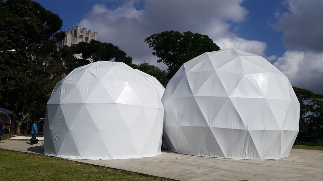 DOMO GEODÉSICO (Geodesic Dome) – SPADA MIDIA E EVENTOS LTDA